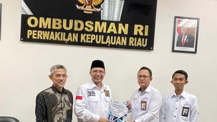 Ombudsman Kepri Sampaikan Temuan PPDB ke Anggota DPD RI Ria Saptarika ... Ombudsman Kepri Sampaikan Temuan PPDB ke Anggota DPD RI Ria Saptarika ...